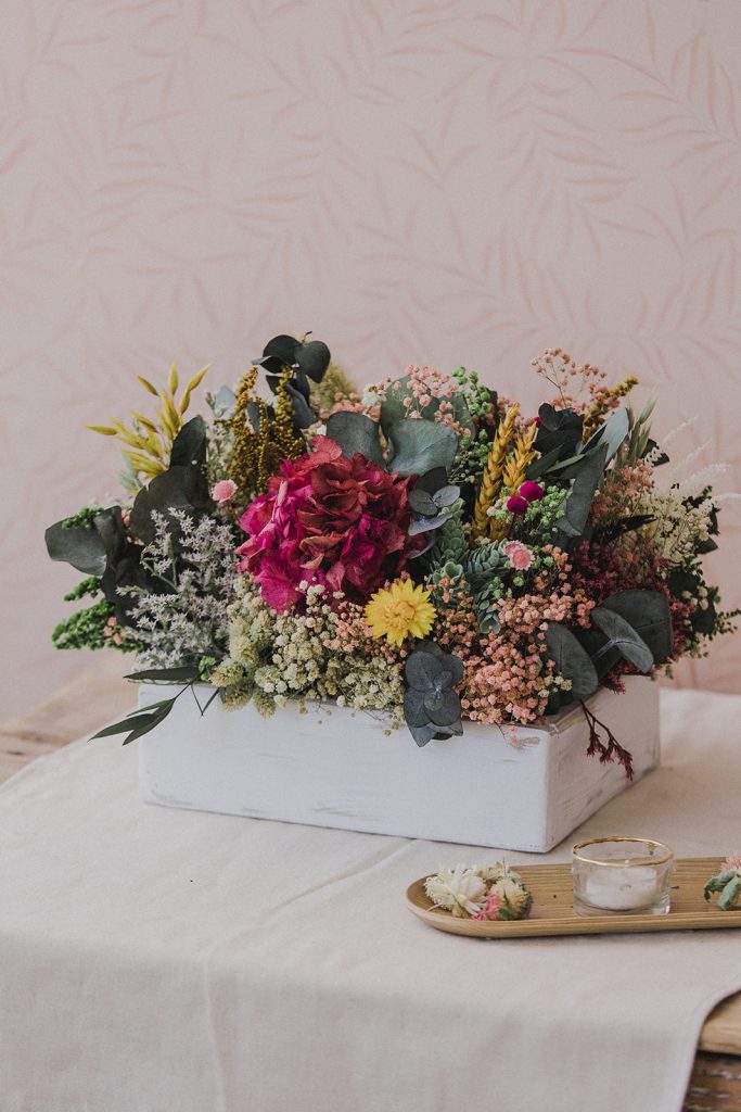 Comprar Centros de Flores Preservadas | Flores en el Columpio